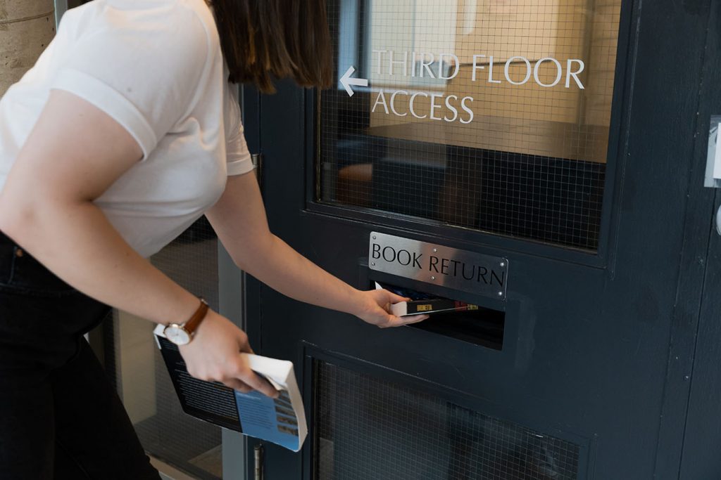 Borrow, Renew & Return - Innis College | University of Toronto